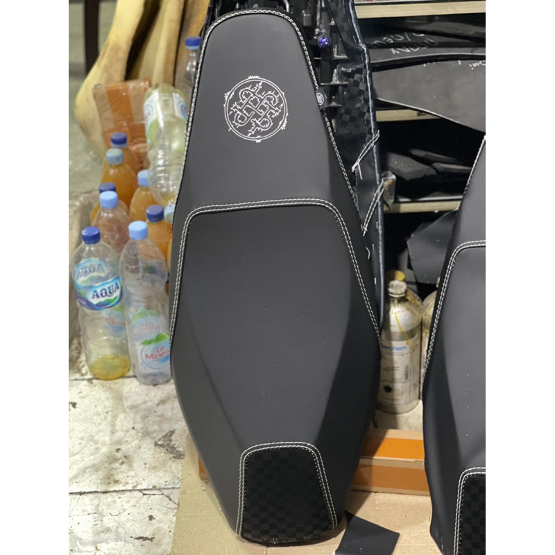 Jual Jok Vario Led Old New n Kzr Kulit Arvi Signature atw Mbtech Carera ...