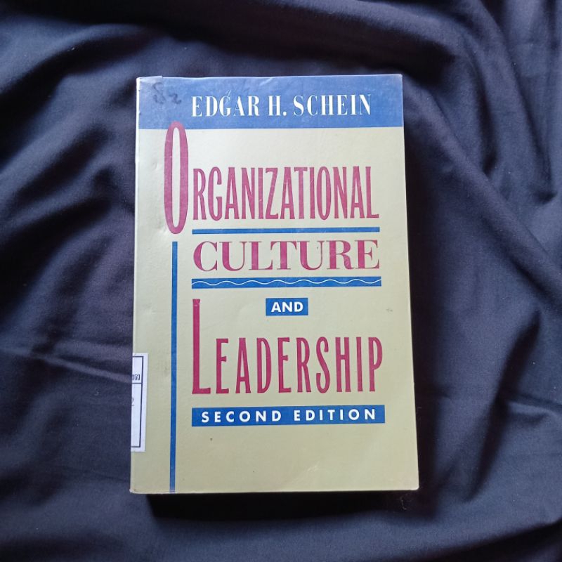 Jual Organizational Culture and Leadership - Edgar H Schein | Shopee ...