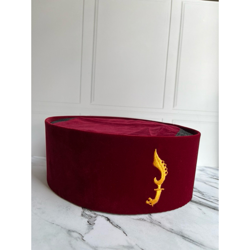 Jual Kopeah Songkok Peci Kujang Merah dan Hitam/ Kopiah Motif Logo ...