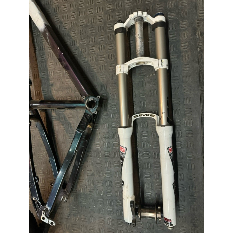 Jual fork double crown rockshox boxxer wc | Shopee Indonesia