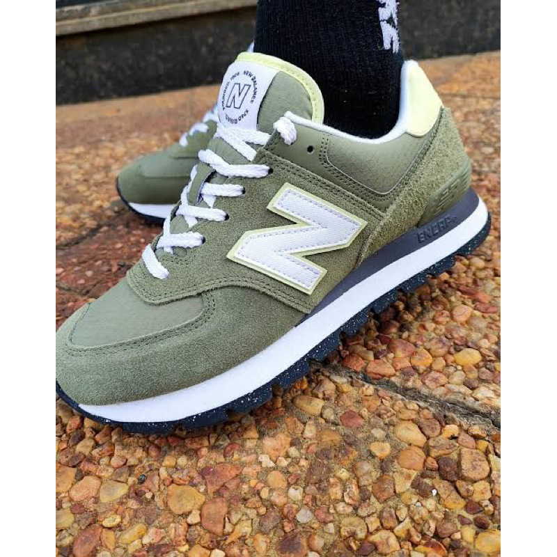 Jual NEW BALANCE 574 V2 DEEP OLIVE ML574DBO | Shopee Indonesia