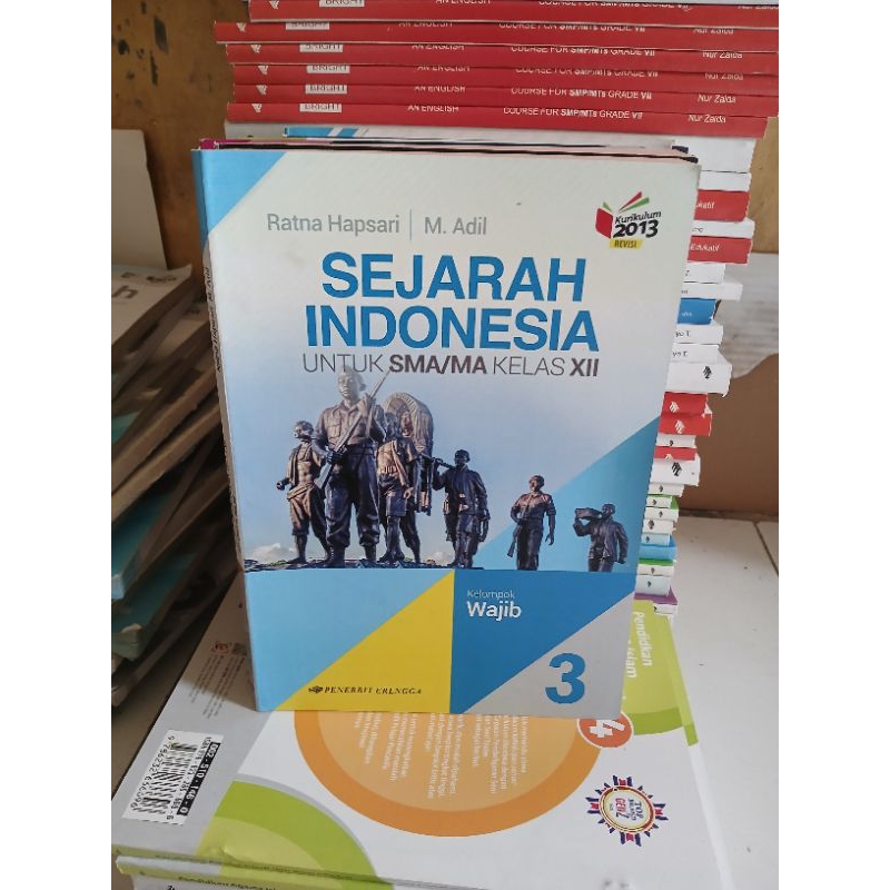 Jual Buku Sejarah Indonesia Sma kelas 12 Erlangga Revisi | Shopee Indonesia
