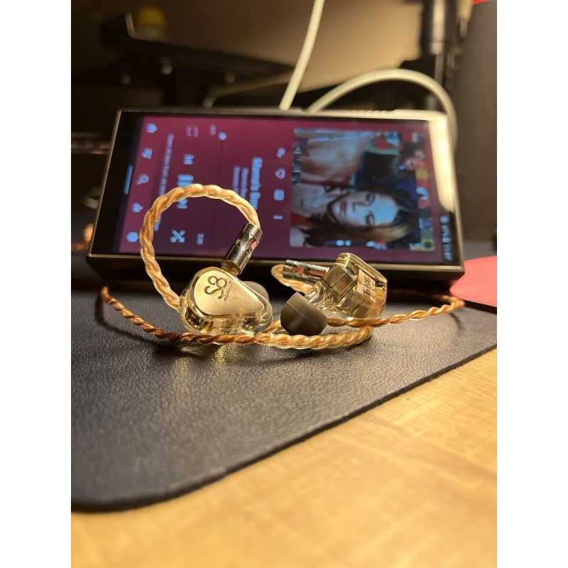 Jual Moondrop S8 IEM In Ear Monitor | Shopee Indonesia