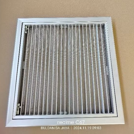 Jual Man Holle Grill 50 x 50 Cm Uk Dalam Plus Kawat Parabola | Shopee ...