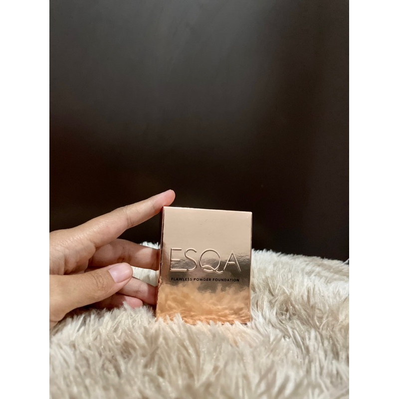 Jual ESQA Flawless Powder Foundation | Shopee Indonesia