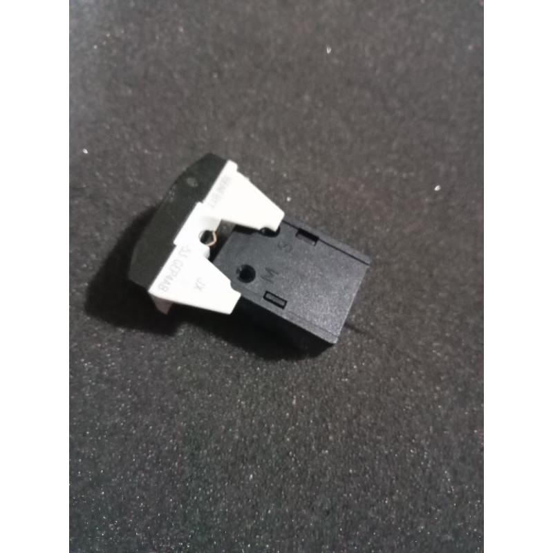 Jual Relay Overload Freezer Box GEA Chest Freezer | AB-208-R | Shopee ...