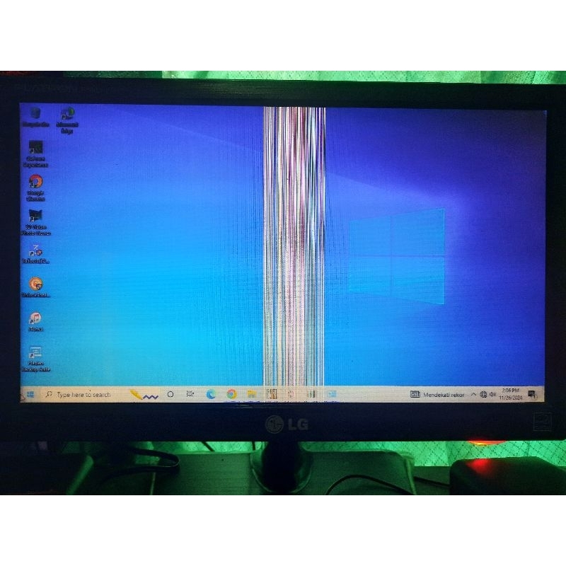Jual LG Monitor LCD 16 inch/layar komputer 16"!!! | Shopee Indonesia