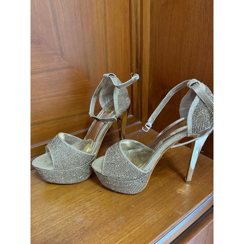 Jual preloved heels 12 cm kondangan/wedding ukuran 38cm | Shopee Indonesia