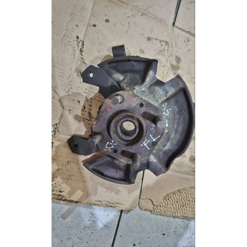 Jual hub nap roda bearing roda depan bagian kiri charade cx g100 winner ...
