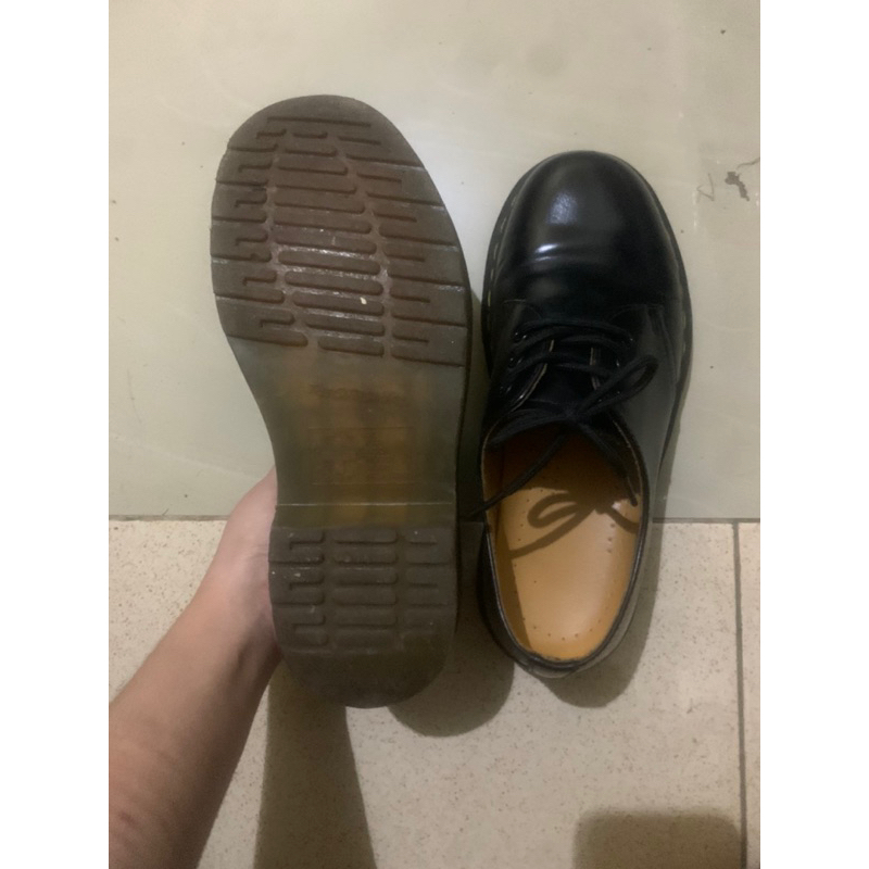 Jual docmart dr.martens 1461 blacksmooth second bekas preloved | Shopee ...