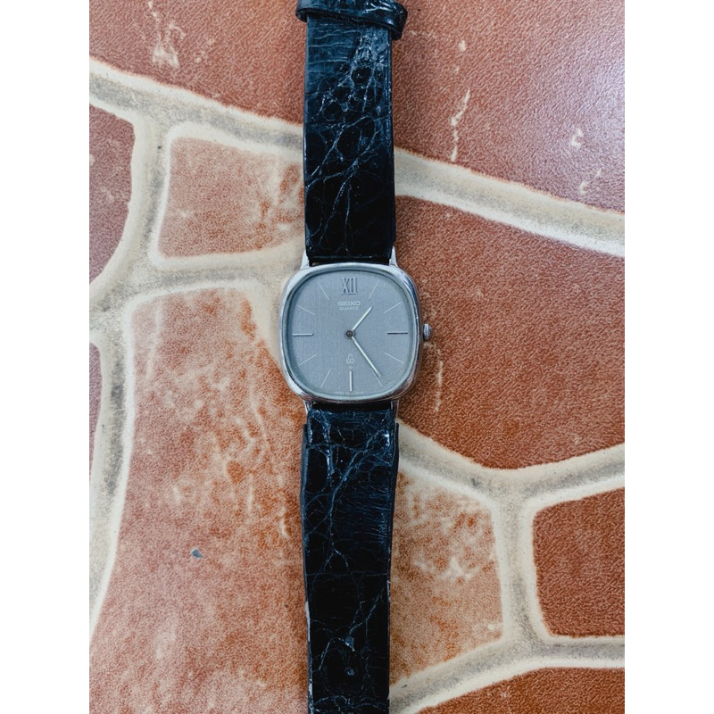 Jual seiko tank quartz square 7820-5140 grey dial rare | Shopee Indonesia