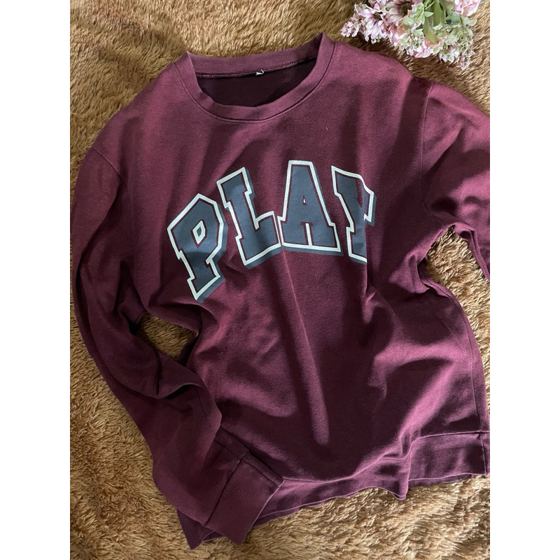 Jual switer play maroon (keep @nishii) | Shopee Indonesia