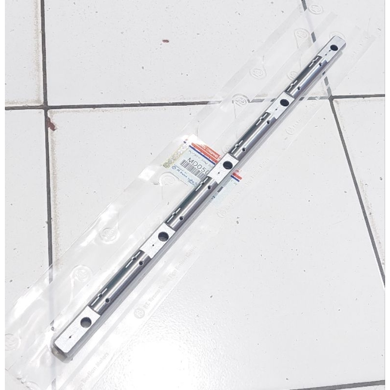 Jual SULING KLEP L300 DIESEL ROCKER ARM SHAFT L300 DIESEL 4D56 | Shopee ...