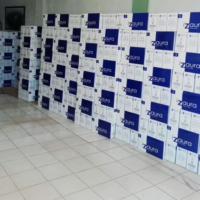 Jual IZAURA 330 ml ISI 18 BOTOL (AIR MINUM PH TINGGI) | Shopee Indonesia