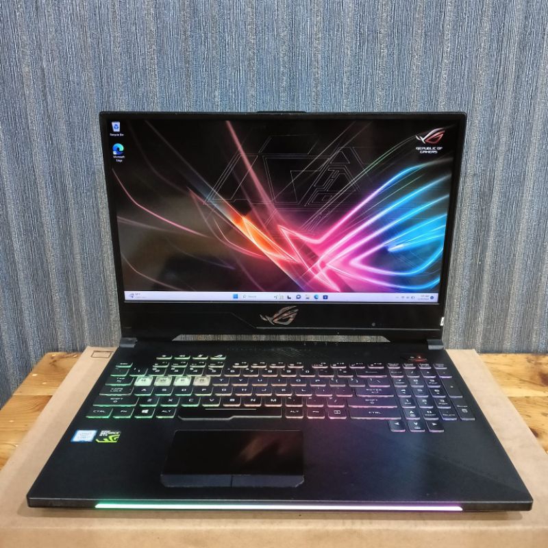 Jual Laptop Asus ROG Strix GL504GM ( Republic Of Gamers ) Core i7-8750H ...