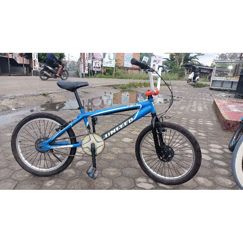 Jual sepeda BMX united ASLI 20" ORIGINAL BEKAS | Shopee Indonesia