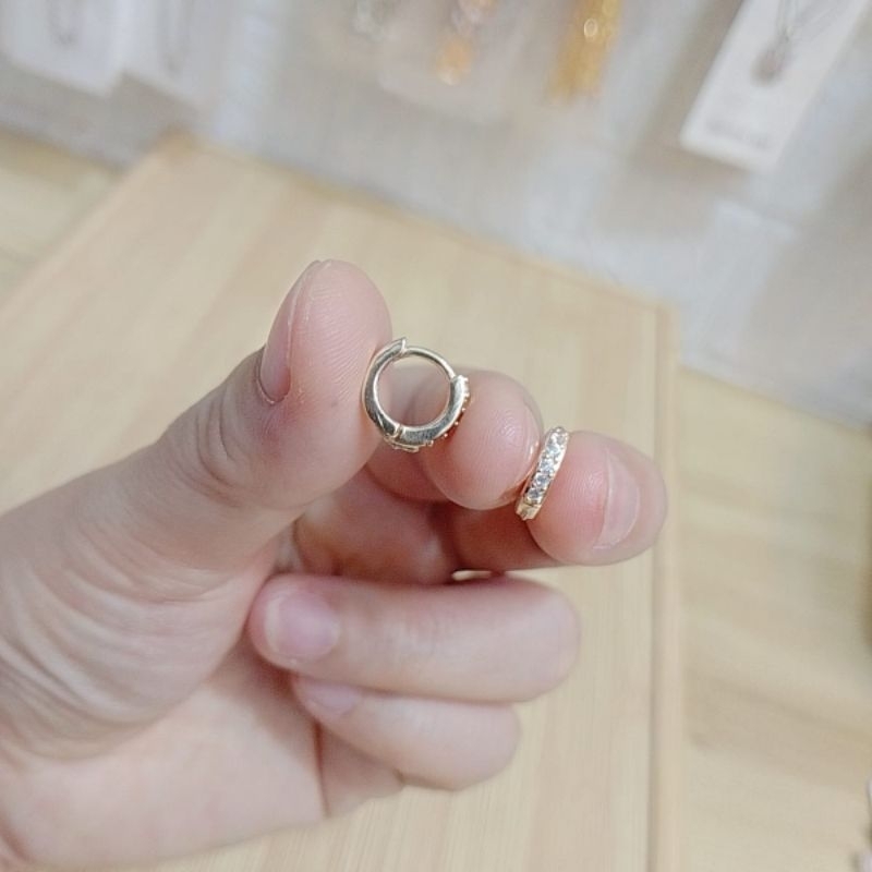 Jual Xuping premium anting klip permata baris full | Shopee Indonesia