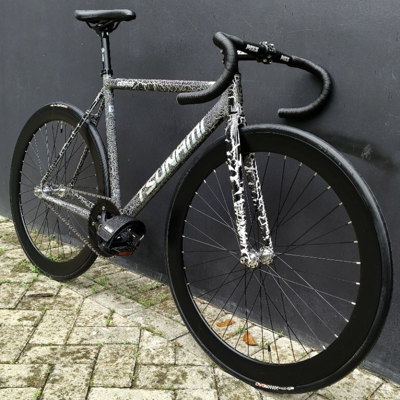 Jual Tsunami Fullbike Level Up 5 cm Wheelset Reyre Hollowtech Crankset ...