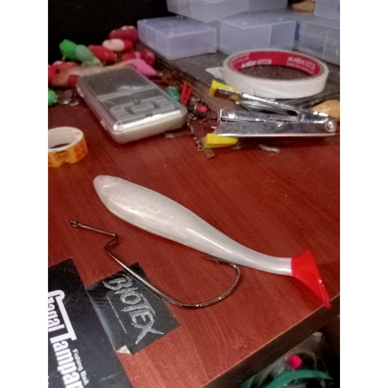 Jual soft lure Paddle pop 14 cm Rep ozmy + hook siap pakai | Shopee ...