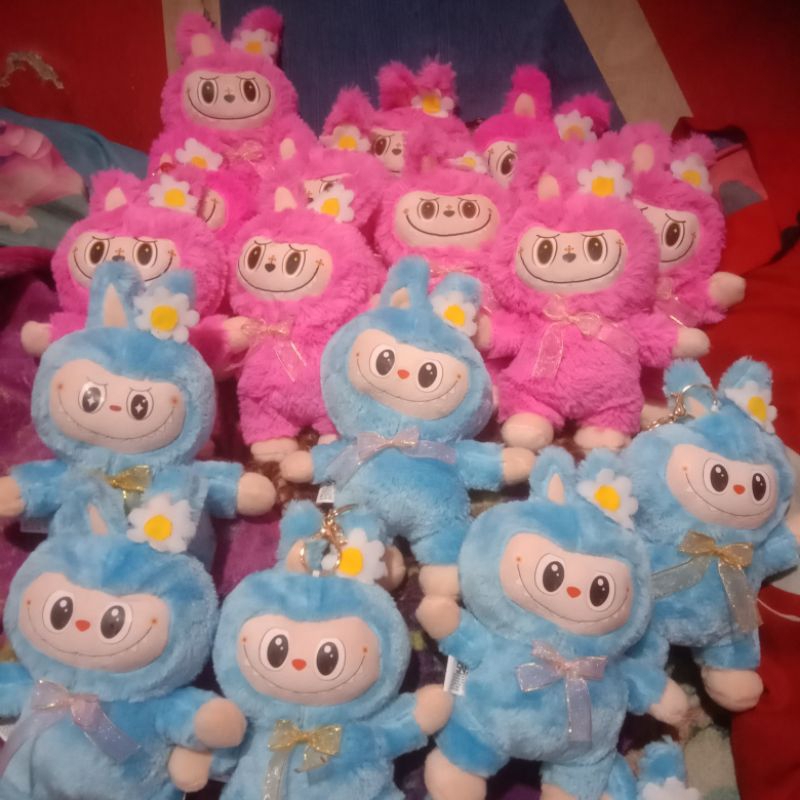 Jual Boneka labubu Viral /Boneka labubu ukuran 20 cm bahan halus ...