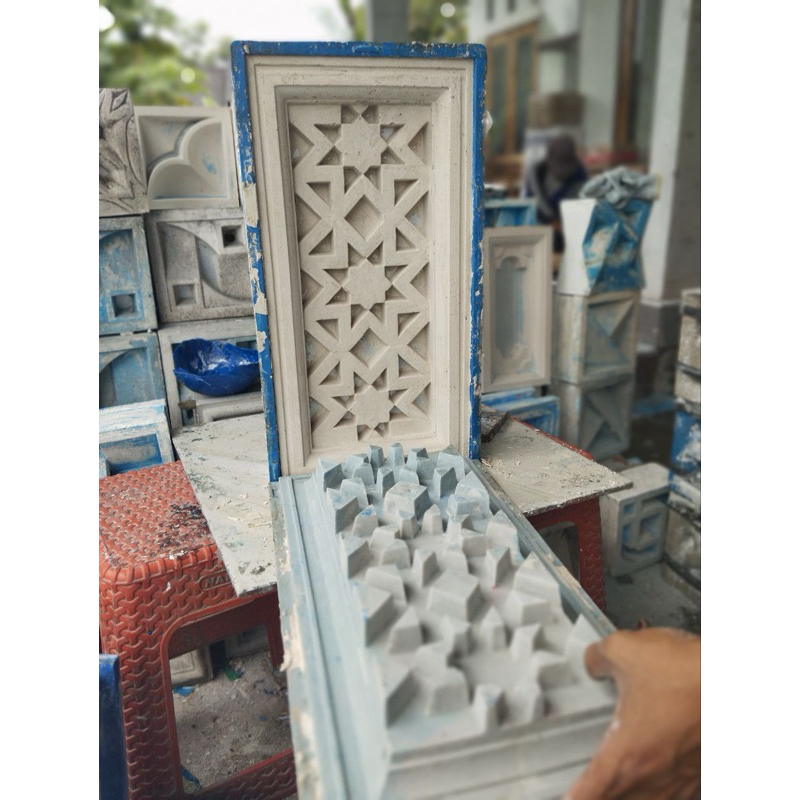 Jual Cetakan Roster Motif Krawangan Baru Ukuran 25x50 Tebal 10 cm ...