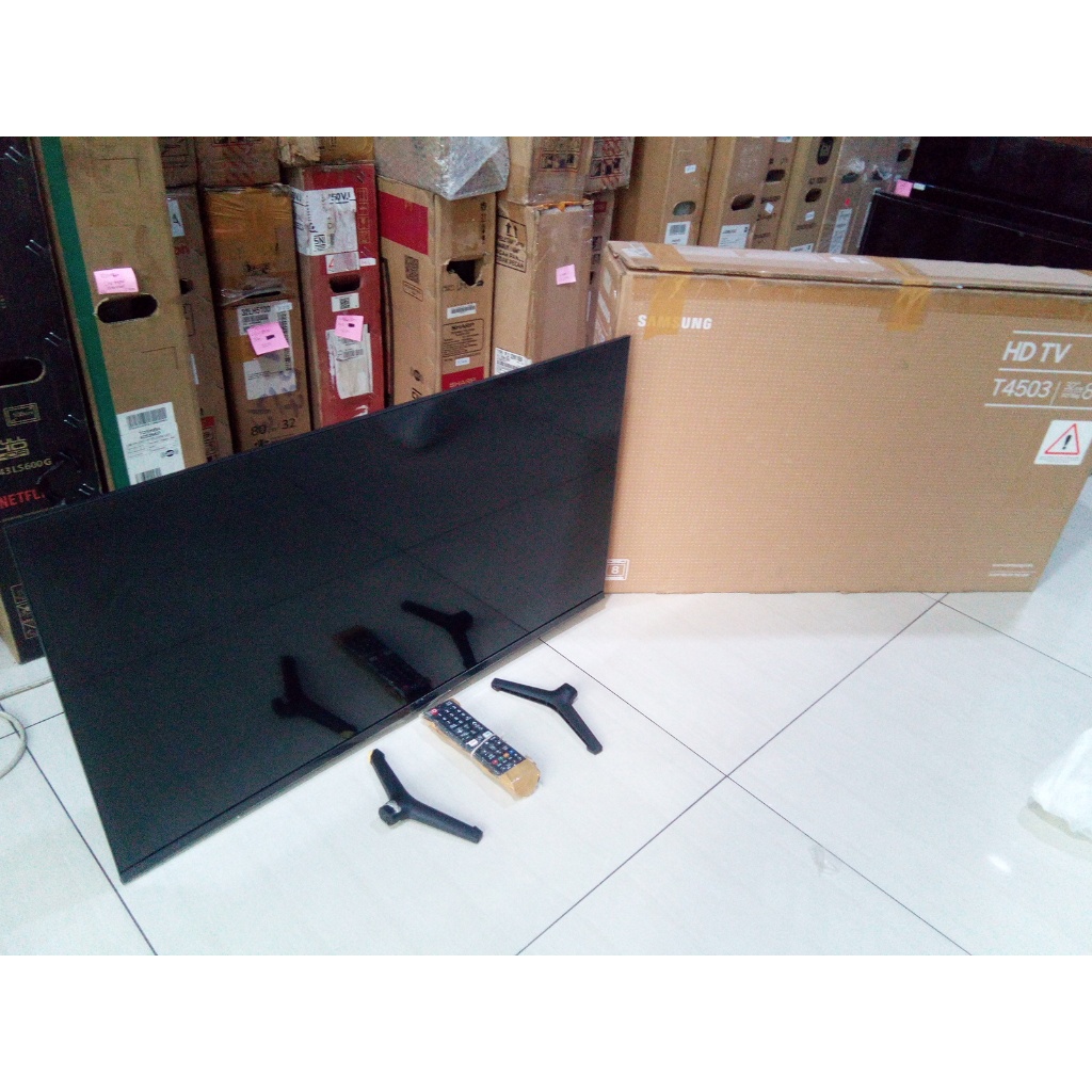 Jual TV LED SAMSUNG 32 INCHI SMART TV YOUTUBE NETFLIX WIFI KONDISI LIKE ...