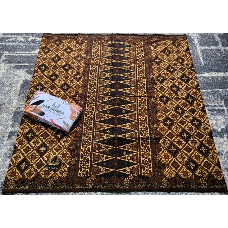 Jual Sarung Batik Tradisional Lar Gurda | SARUNG BATIK LAR GURDA ...