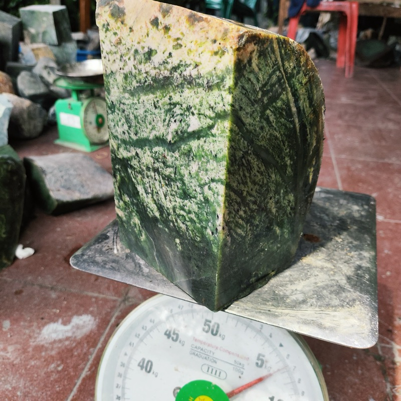 Jual BATU GIOK NEPHRITE 6.5KG | Shopee Indonesia