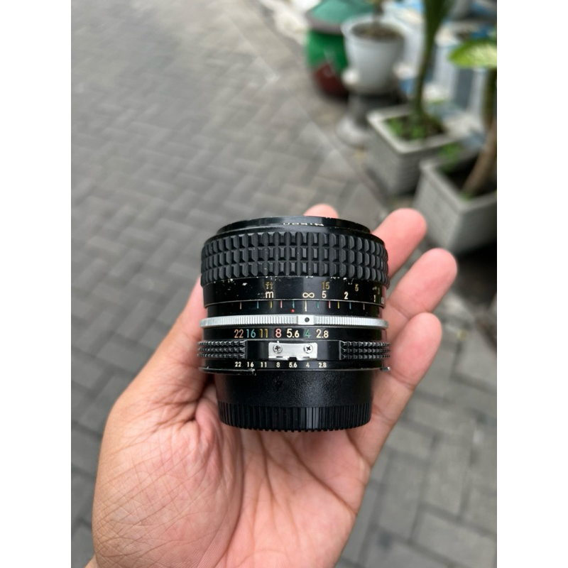 Jual Lensa Wide Nikon 28mm f2.8 AI Manual Murah | Shopee Indonesia