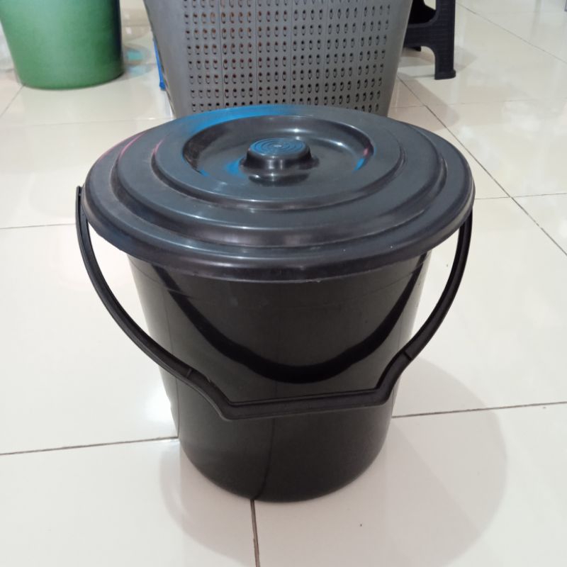 Jual ember timba tutup ember plastik tutup 15 liter | Shopee Indonesia