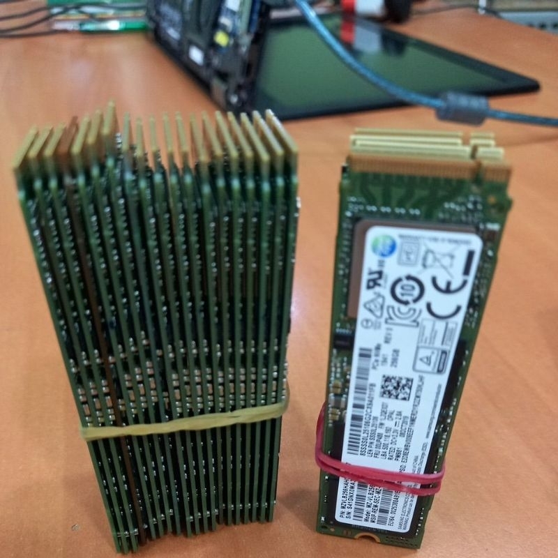 Jual SSD NVMe 256GB(100%)MEREK SAMSUNG,WESTERN DIGITAL,INTEL,SKHYNIX ...