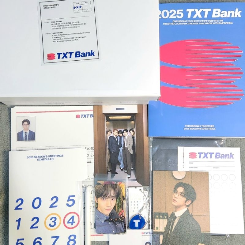 Jual [SHARING] TXT Season's Greetings 2025 [TXT Bank] Photobook/ Desk calendar / Planner/ Bank ...