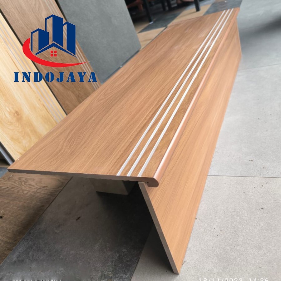 Jual granit tangga motif kayu 30x80 30x90 3x100 dobble bevel keramik ...