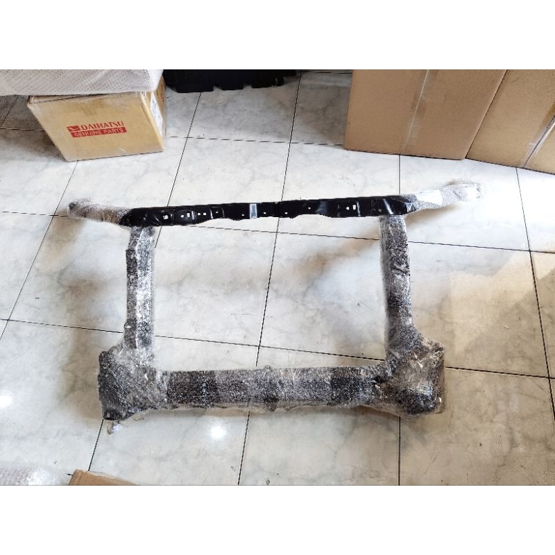 Jual bullhead bulkhead besi palangan radiator komplit all new avanza ...