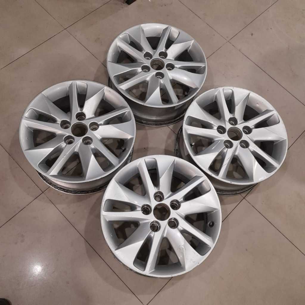 Jual Velg Bekas Std Innova Reborn R16 Baut 5x114,3 Bisa Buat Grandmax ...