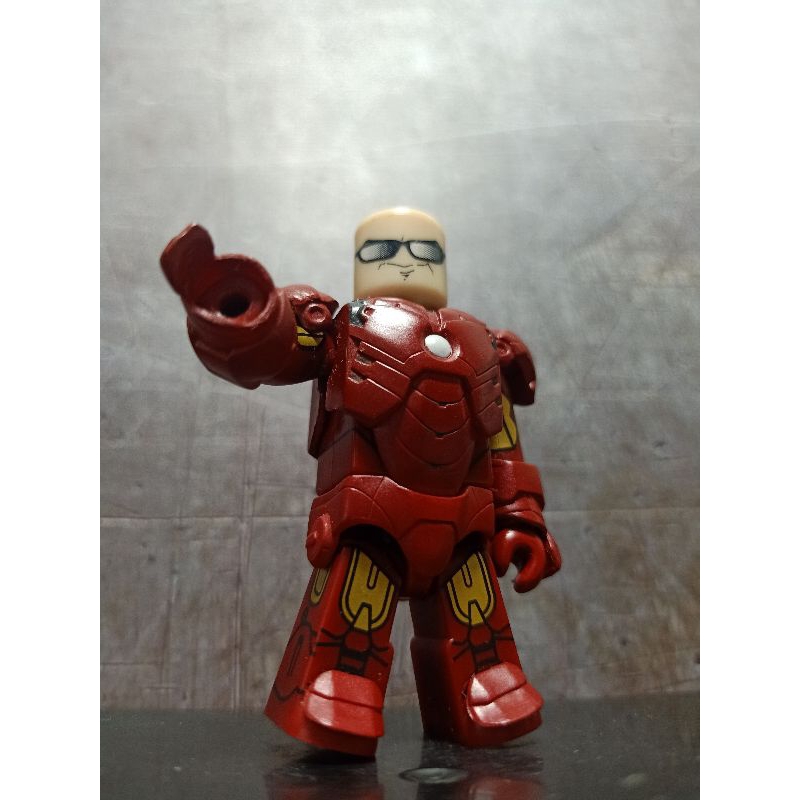 Jual Figure Superhero Avengers Character IronMan Chibi Super Deformed ...