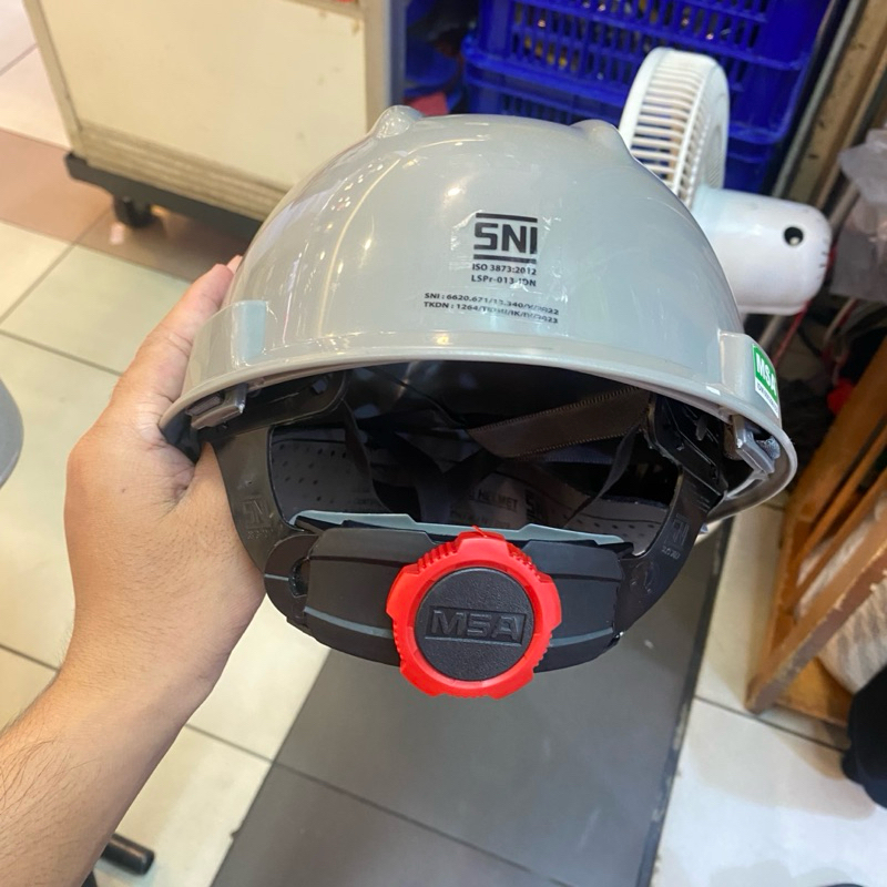Jual Helm MSA Lokal + Fastrack + Tali Dagu Lengkap Fullset / Helm Kerja ...