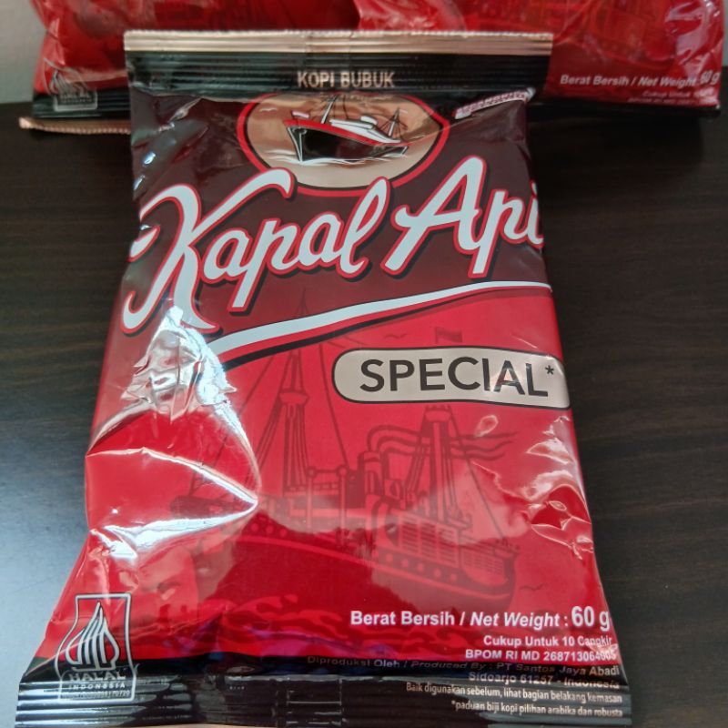 Jual Kopi Hitam Kapal Api Special 1 sachet 60 GR exp panjang | Shopee ...