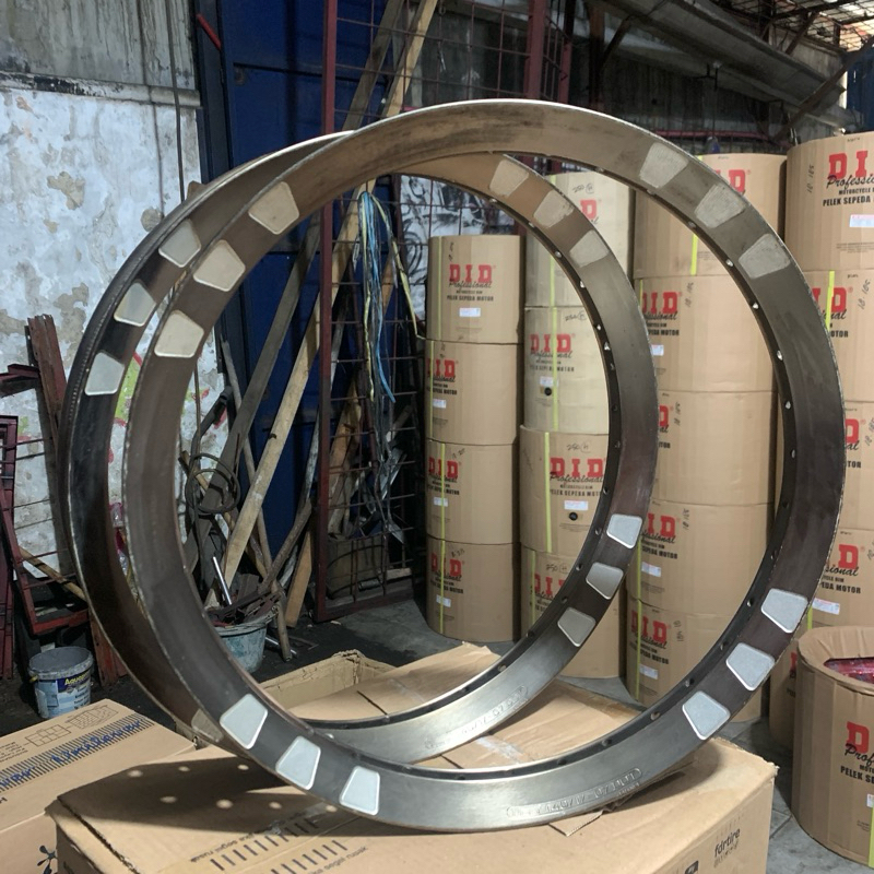 Jual VELG MODEL ZIPP COKLAT RING 17 UKURAN 140 DAN 140 SEPASANG ...