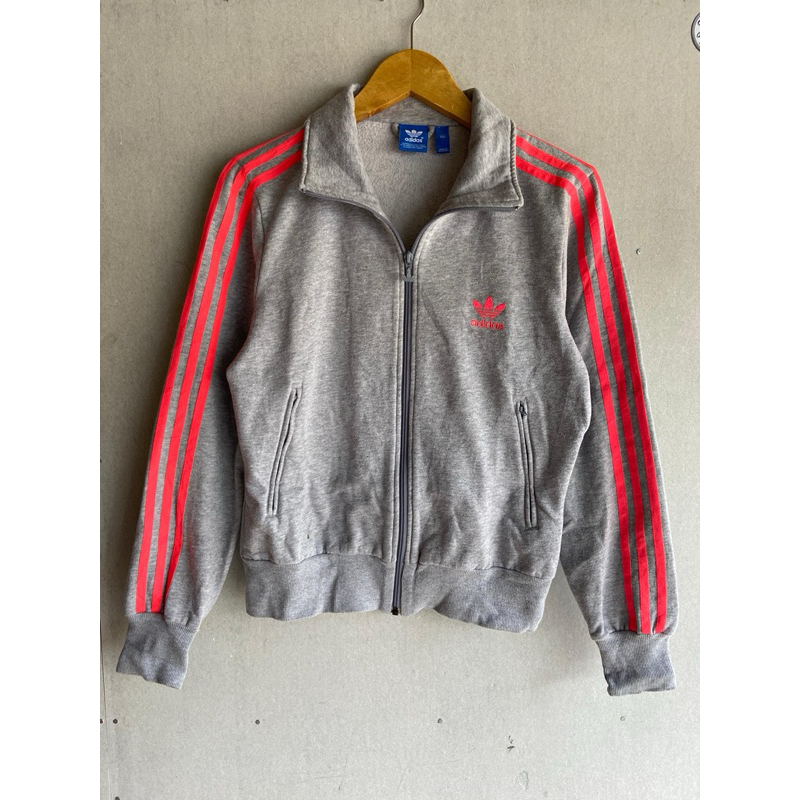 Jual tc adidas grey | Shopee Indonesia