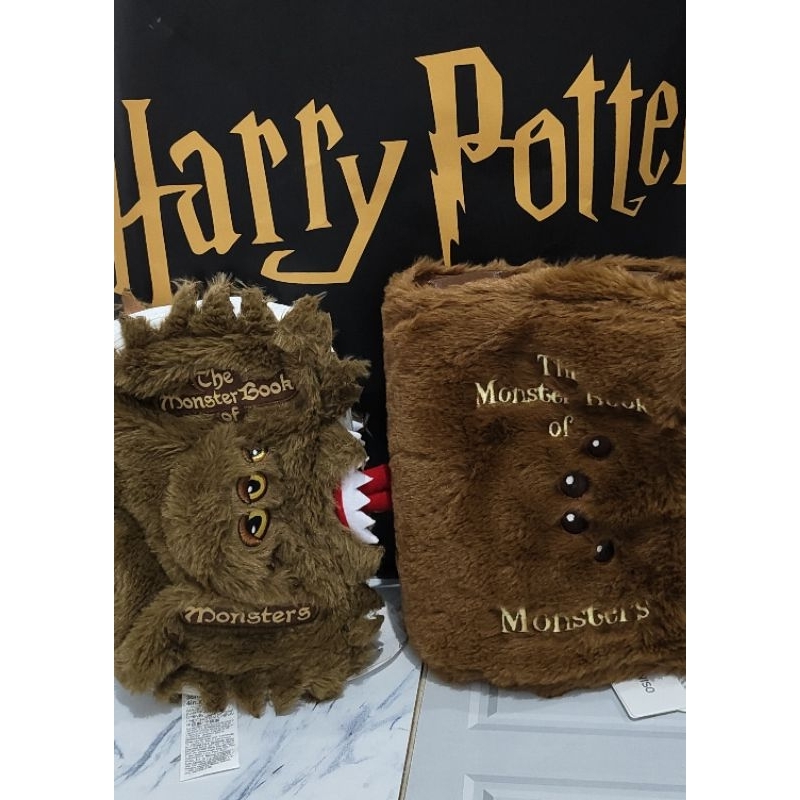 Jual READY- Monster Book Cosmetics Pouch (Miniso x Harry Potter ...