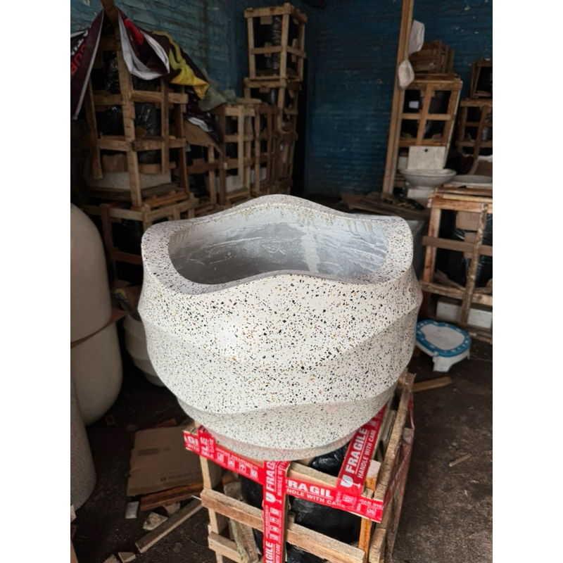 Jual Pot Terazzo Gentong Ulir | Shopee Indonesia