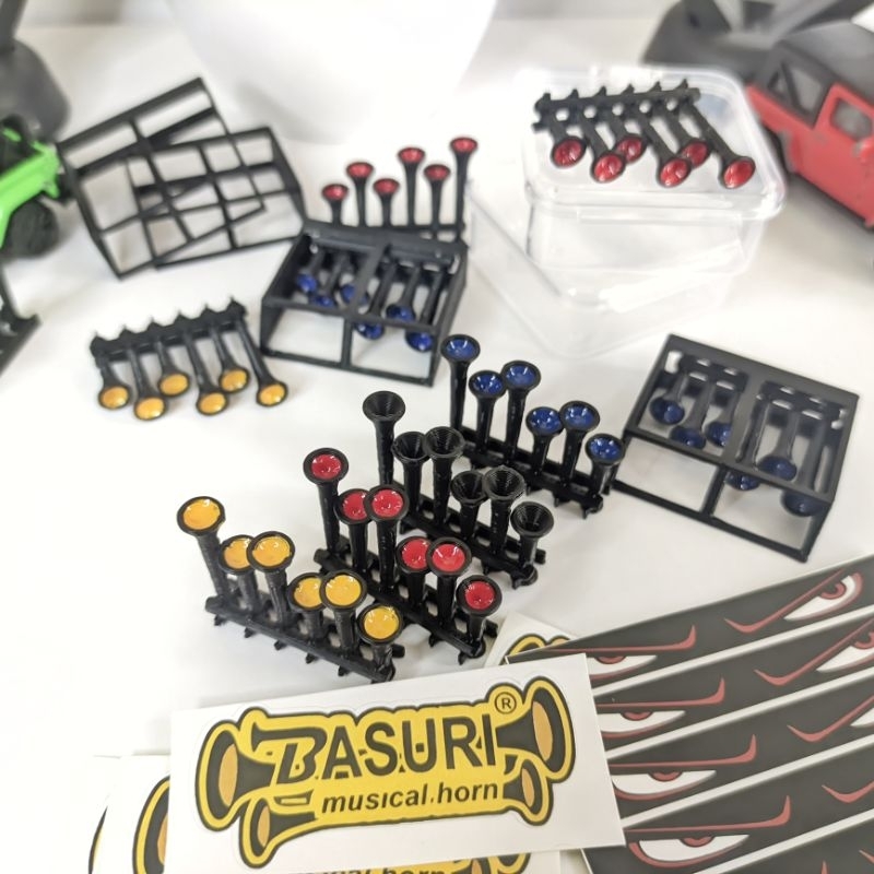 Jual CORTAS CORONG ATAS MINIATUR BUS BASURI SKALA 1:20 | Shopee Indonesia