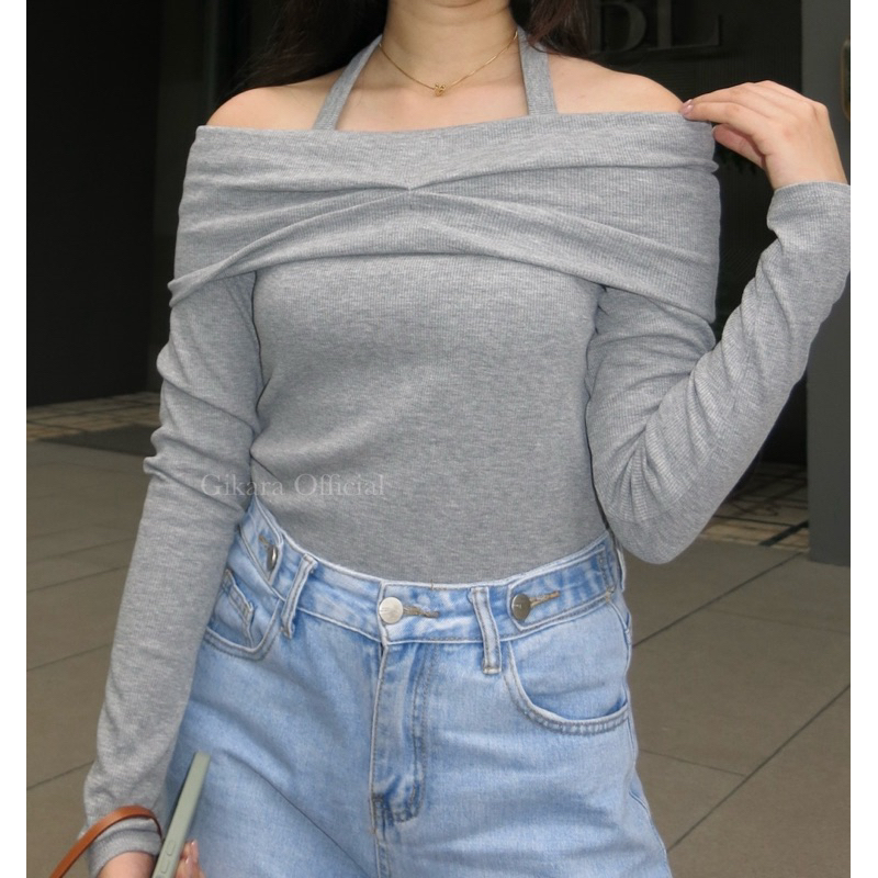 Jual DEBIE Halter Off Shoulder Knit Top / Atasan Knit Sabrina / Rajut ...