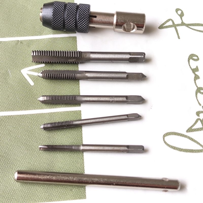 Jual Pembuat Ulir Manual Hand Tap Set 7pcs 5 ukuran Pembentuk Ulir Srup ...