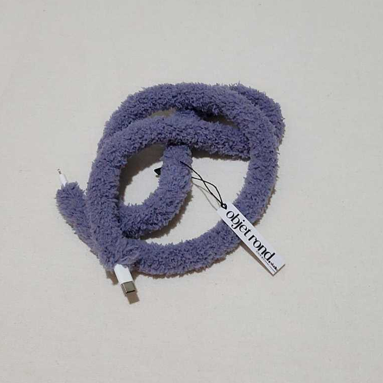 Jual objet rond studio furry cable usb c-lightning | Shopee Indonesia