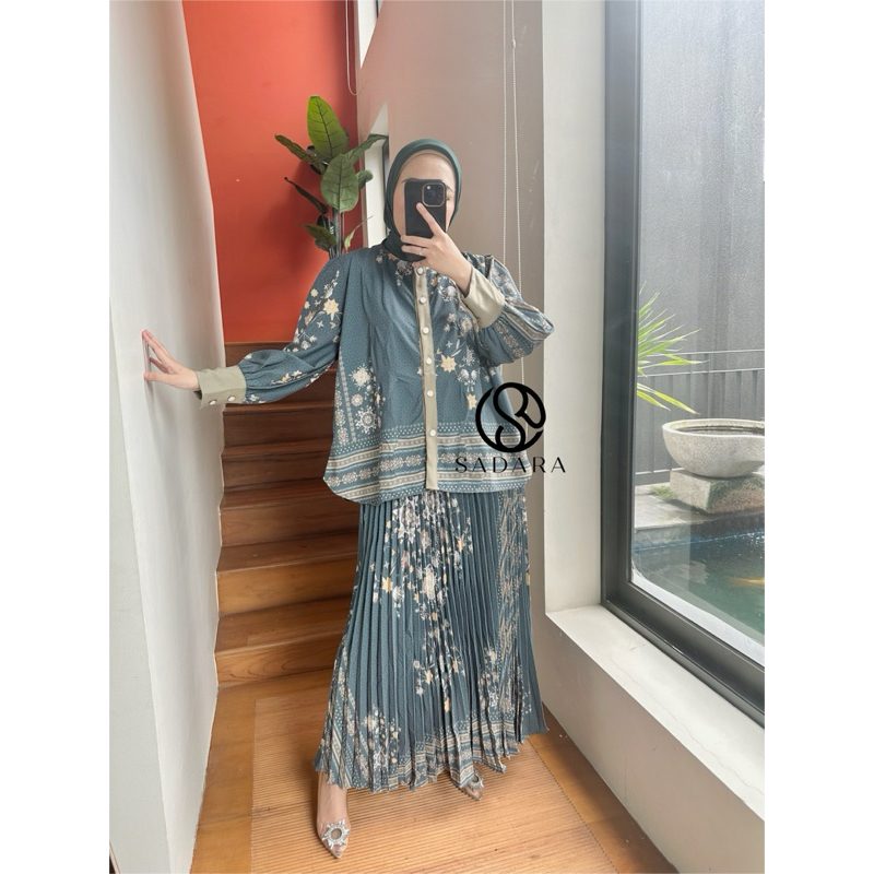 Jual LATISHA SETELAN ATASAN dan ROK SERIES HARI RAYA EKSLUSIF MOTIF ...