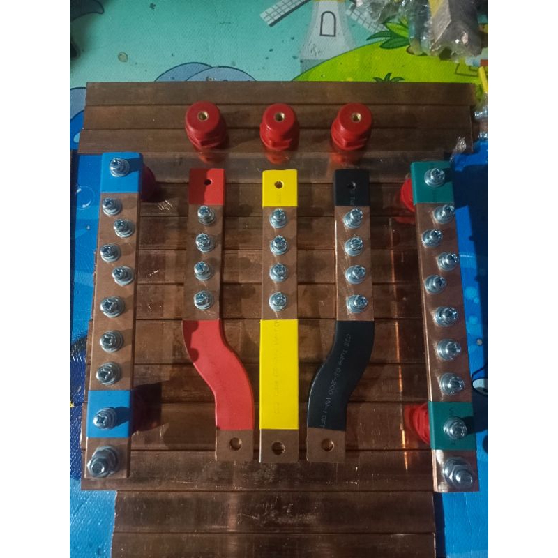 Jual Busbar tembaga 5mm×25mm×200mm RST Netral dan ground kapasitas 200a ...