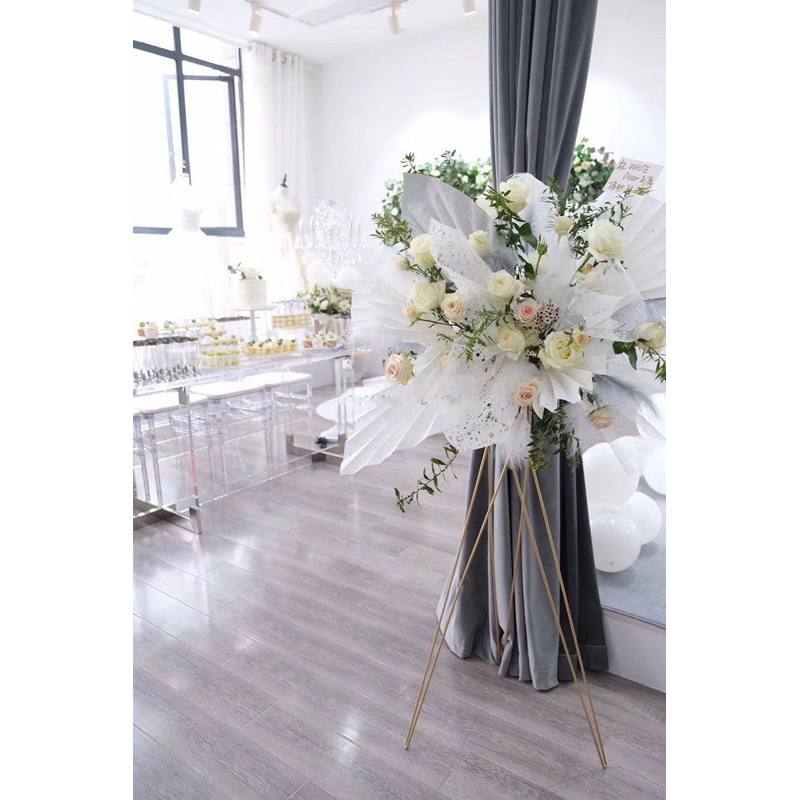 Jual STAND FLOWER KAKI 3 STANDING FLOWER KAKI STAND BUNGA STAND BUNGA PONTIANAK STAND WEDDING ...