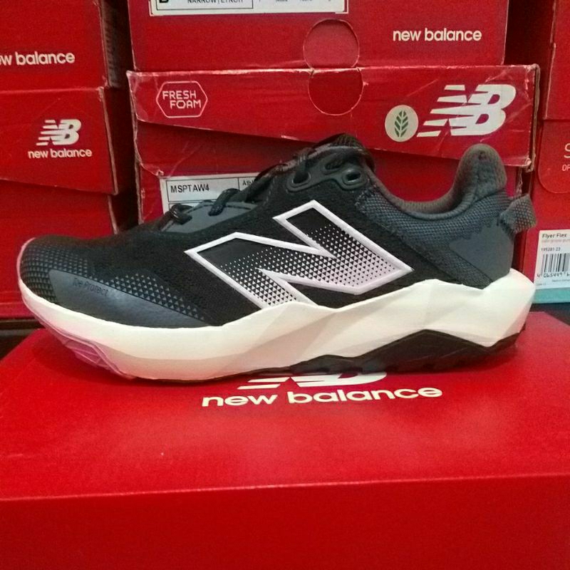 Jual SEPATU TRAIL RUNNING NEW BALANCE NITREL V6 ORIGINAL RESMI MAP ...